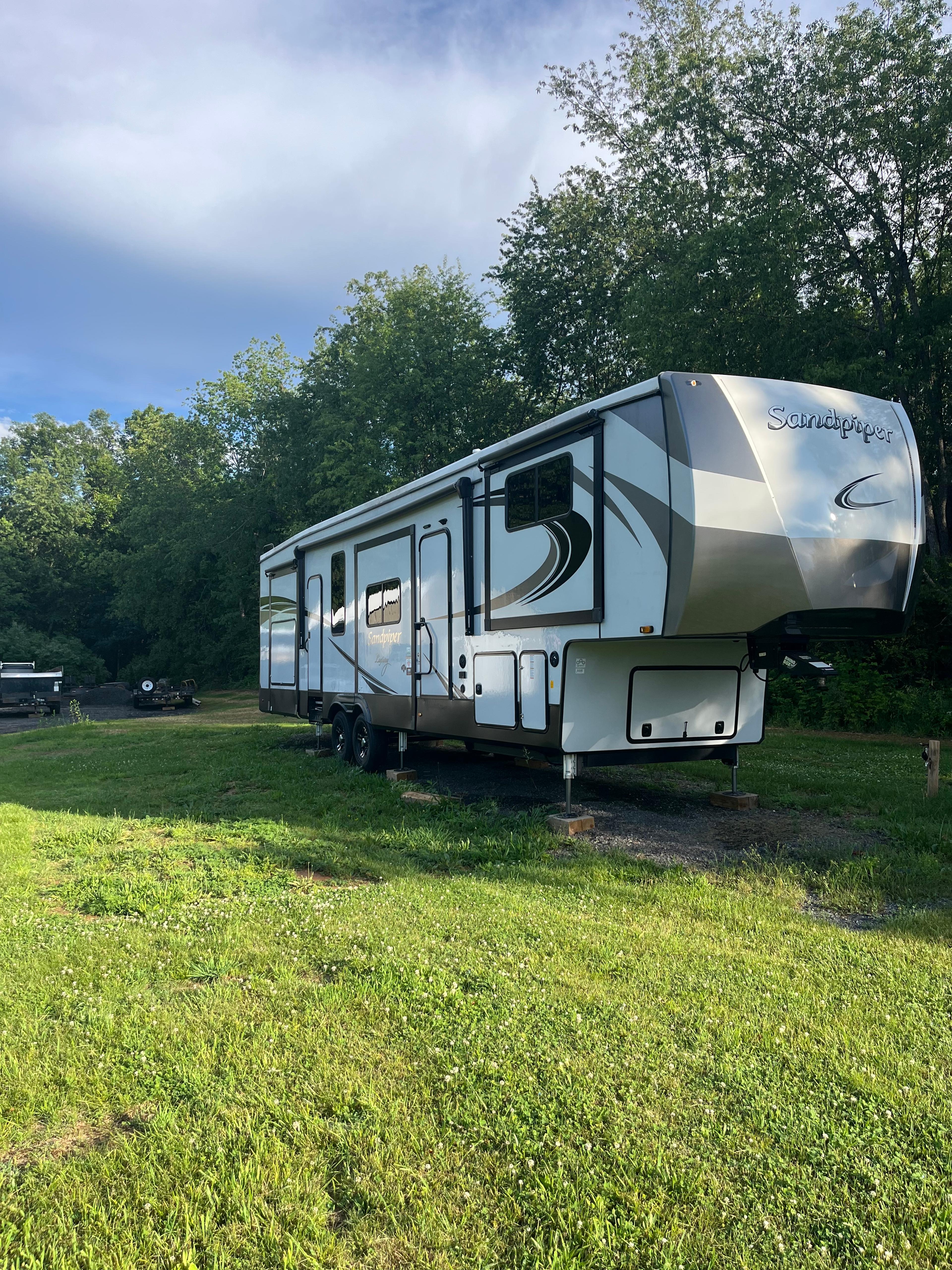 Used RVs for Sale | RVs.com